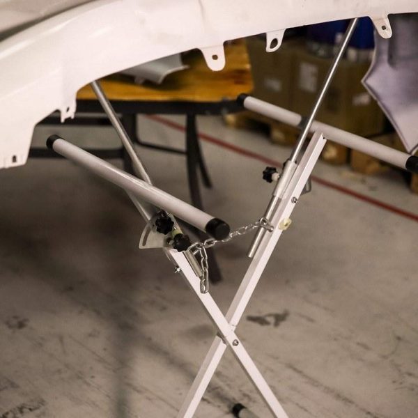 ADJUSTABLE BUMPER STAND